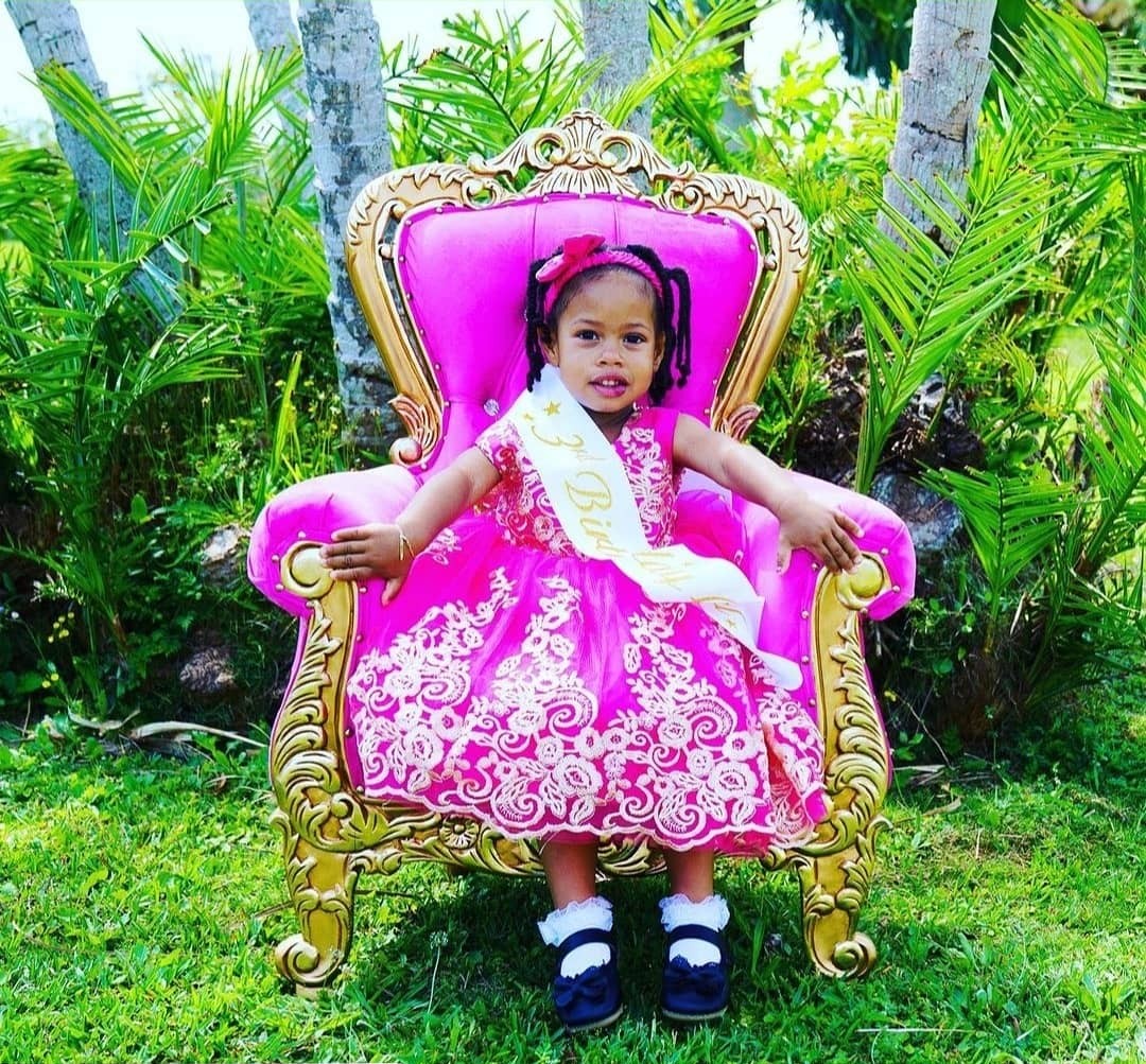 Princess Pink Kids Mini Thrones – The King and I Enterprise